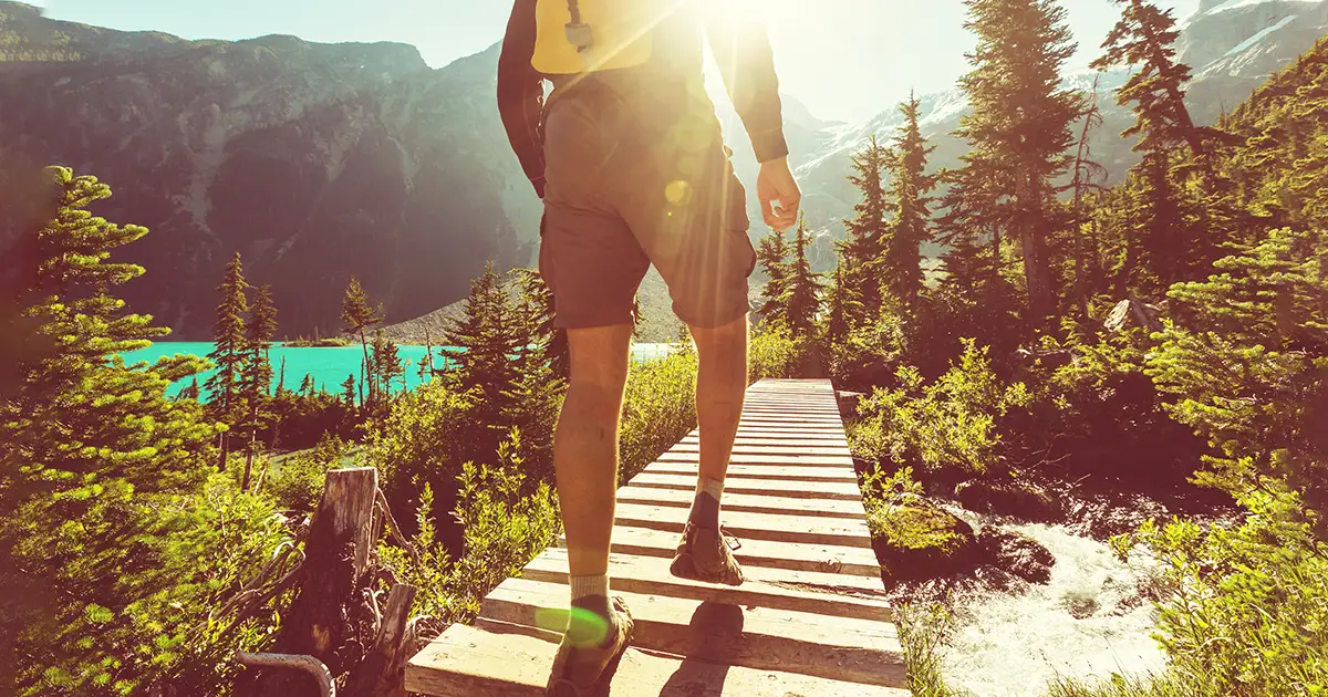 What to Wear Hiking in the Summer - Our Guide (2023)
